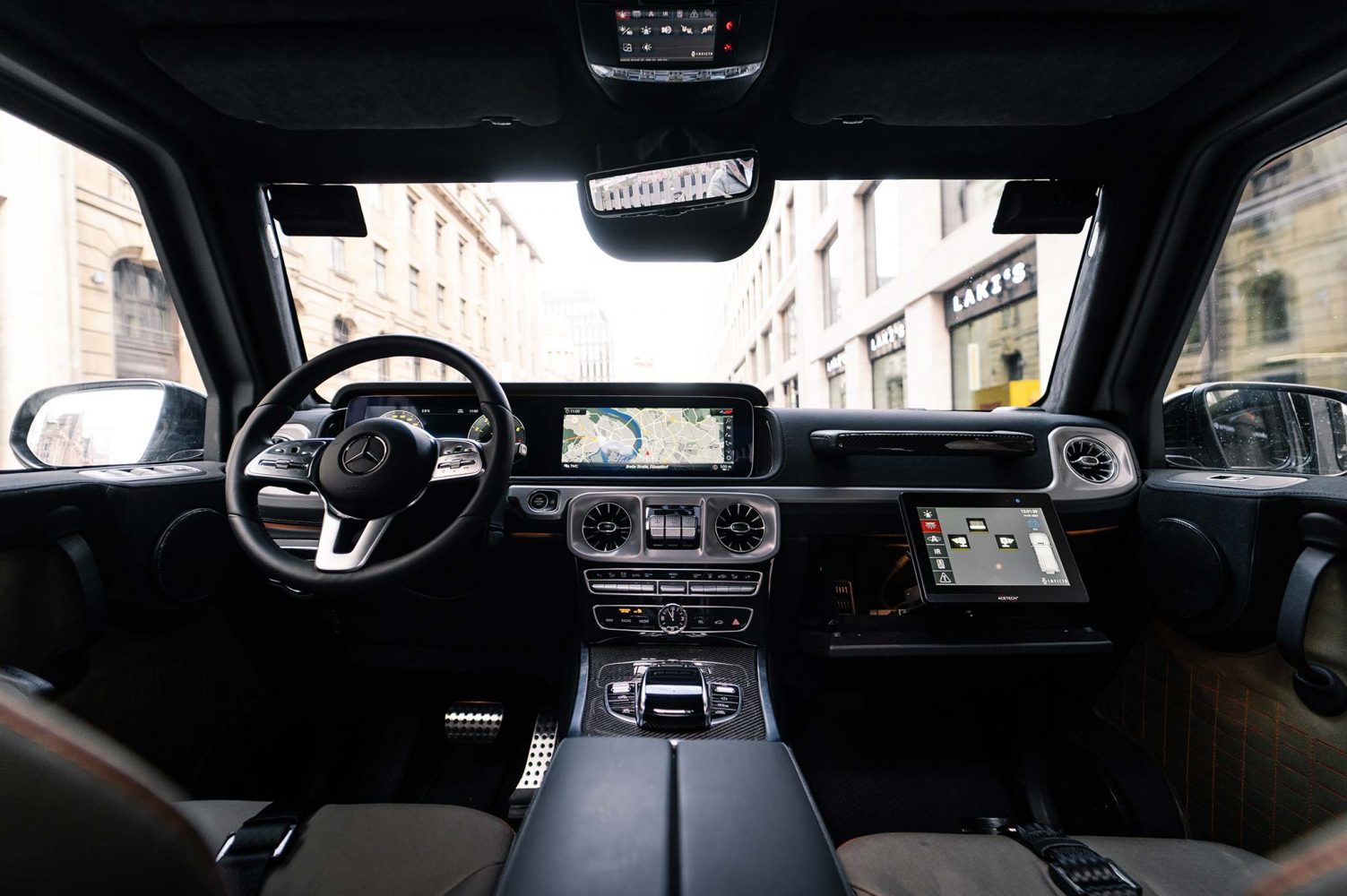 INVICTO Mission - brabus automotive GmbH | brabus automotive GmbH